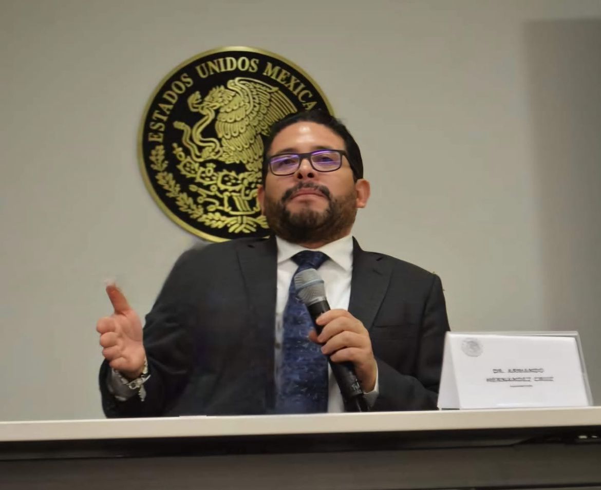 Dr. Armando Hernández